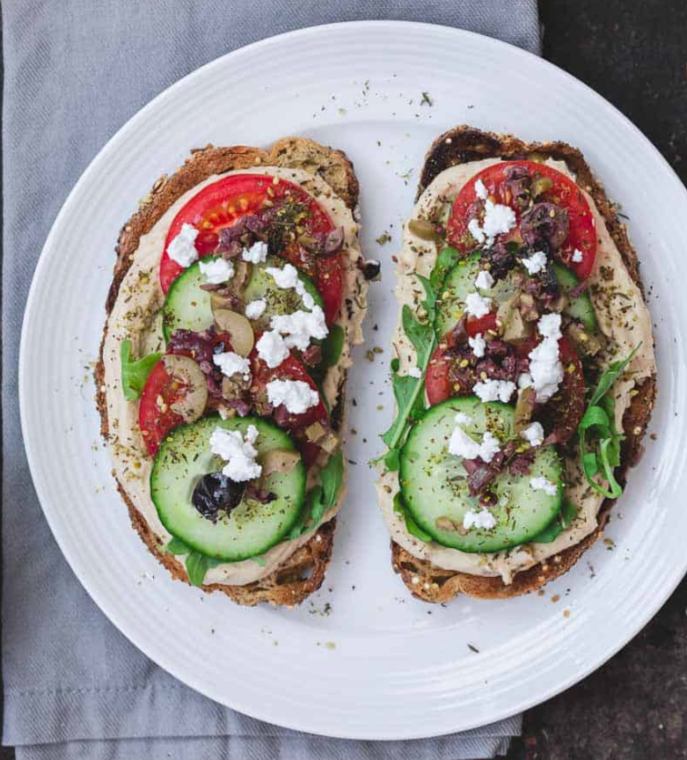 Mediterranean-Style Breakfast Toast Recipe